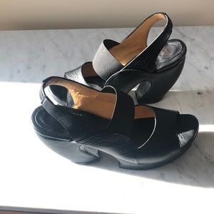 John Fluevog - Poshmark